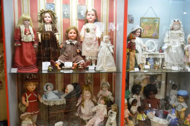 ພິພິທະພັນເປັນເອກະລັກຂອງ dolls. Kostroma