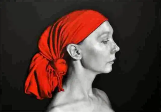 Lukisan merah. Arina Gordienko