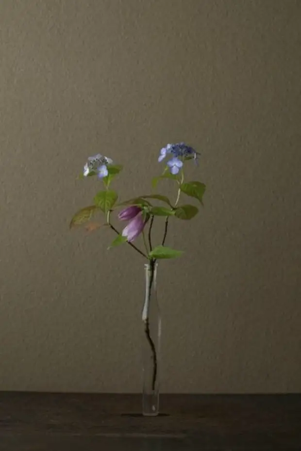 Ikebana Master Toshiro Kawase