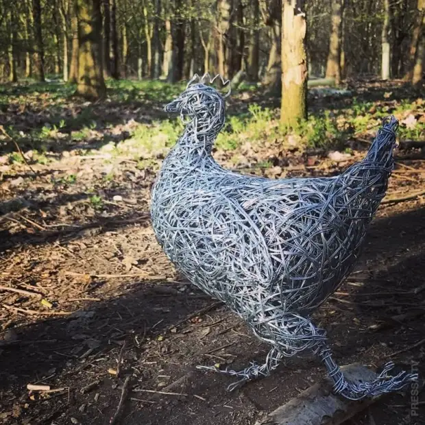 Increíbles esculturas de animales de alambre galvanizado