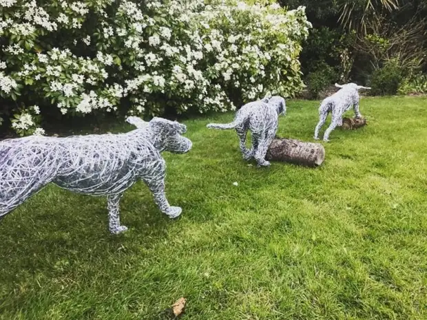 Incredible galvanized wire animal sculptures