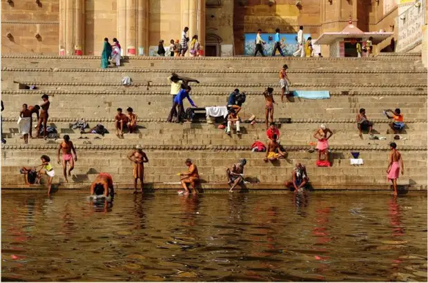 Hindistan'da yaz. "Seyahatler" serisinden fotoğraf. Eserlerin Yazarı: Petr Lovigin.