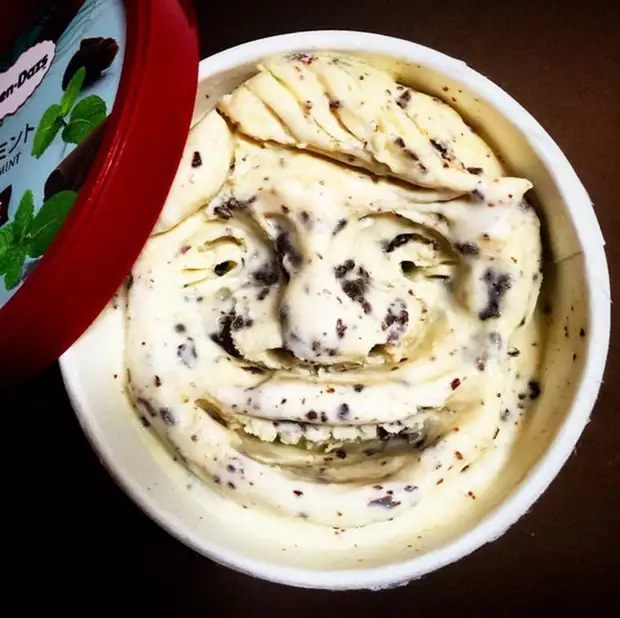 Artista japonés crea caras a partir de cara de helado, helado