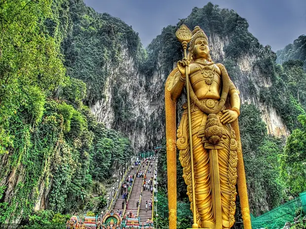 Batu grottor. Indonesien.