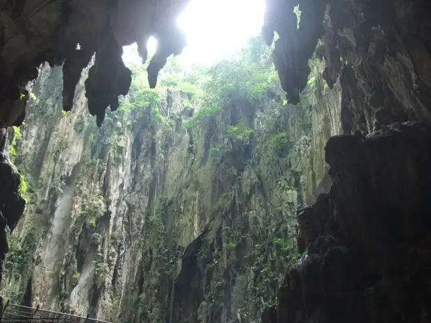 Batu urvai. Indonezija.