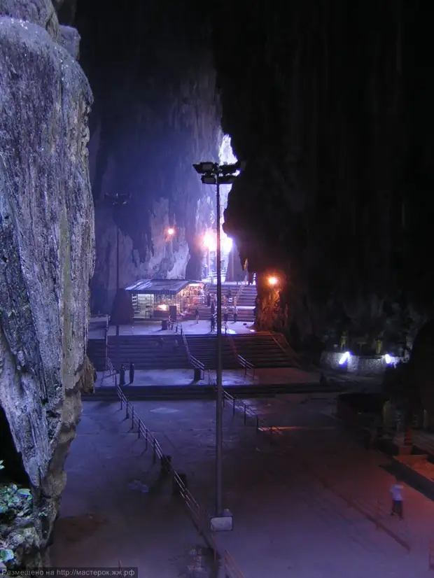 Batu grottor. Indonesien.