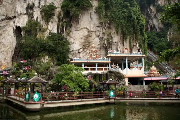 Batu grottor. Indonesien.