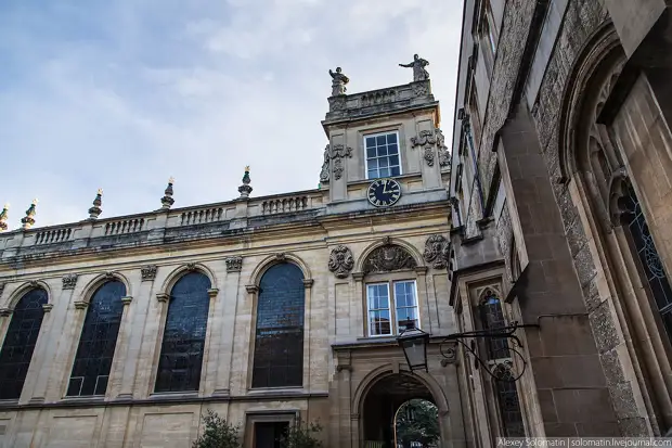 Viaja a Oxford. Reino Unido..