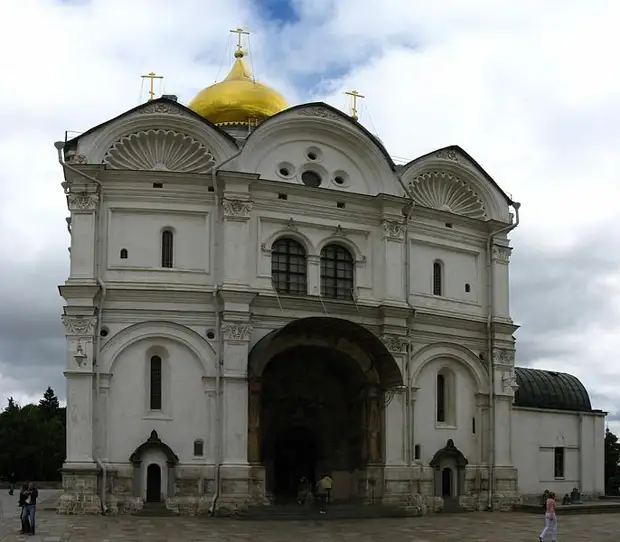 Moscow Kremlin. Ntu 5: Cathedral of the Holy Archangel Michael (Cathedral of Archangel).