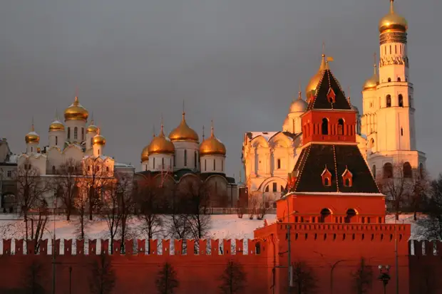 Moscow Kremlin. Rhan 2. Eglwys Gadeiriol Rhagdybiaeth ...