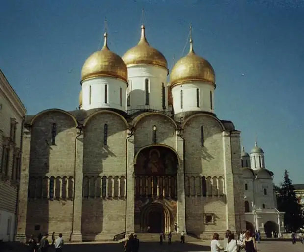 Moscow Kremlin. Bahagi 2. Assuming Cathedral ...