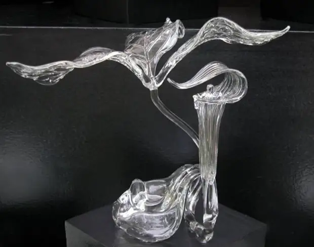 Ronnie Hughes \ The Art of Glass Blowing