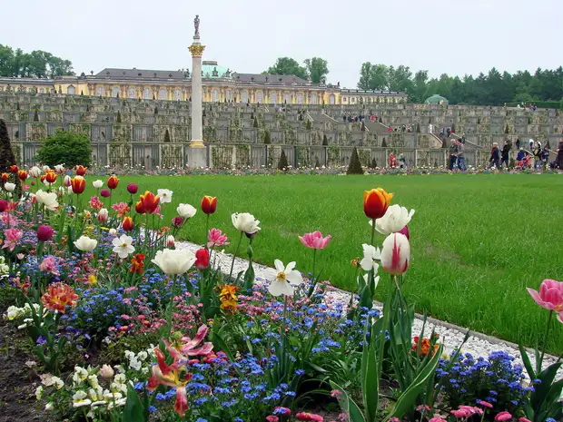 Palaco Sanssouci. Potsdamo. Germanio ...