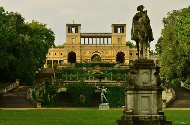 Pałac Sanssouci. Poczdam. Niemcy...