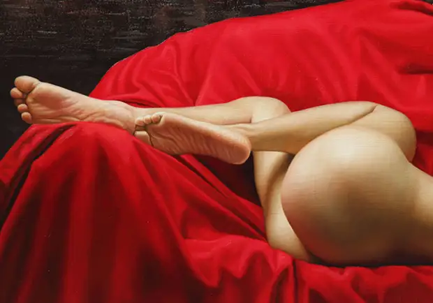 Sensual hyperrealism