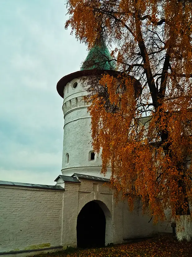 « Berceau de la dynastie des Romanov ». Monastère Ipatiev. Kostroma.