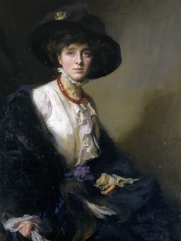 The writer Vita Sackville West, 1910.