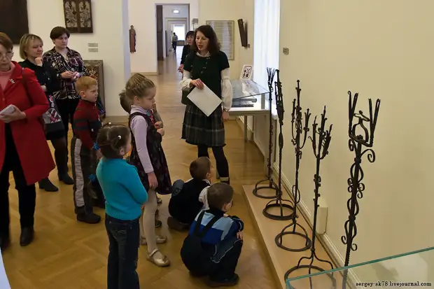 Berjalan di Muzium Rusia. St Petersburg. Bahagian 8.