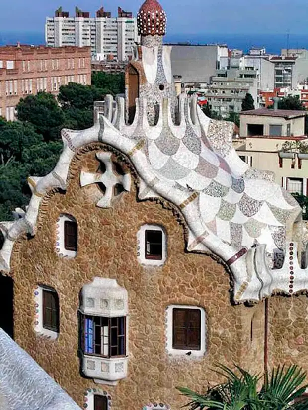 Antonio Gaudi është një arkitekt i shkëlqyer, një modernist i madh.