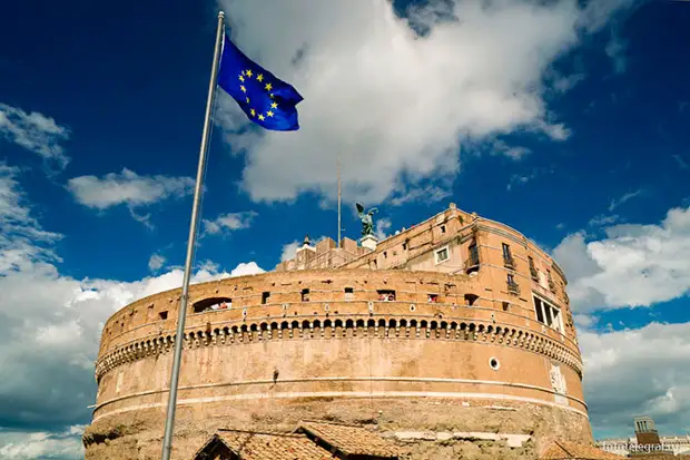 Se promener dans Rome. Château du Saint-Ange.