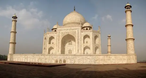 Taj_Mahal_East_Side (640x343, 32Kb)