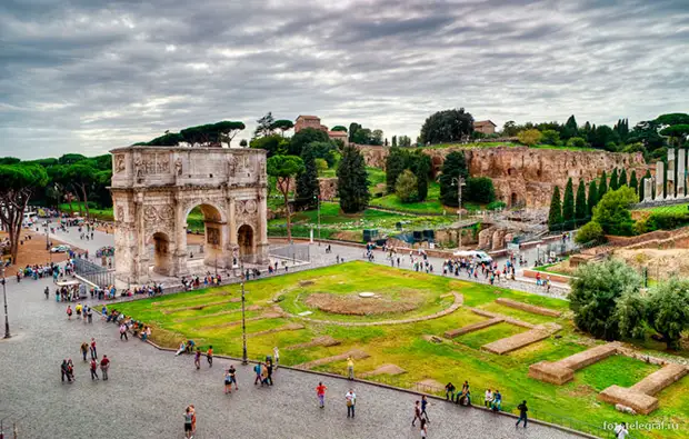 Đi dạo quanh Rome. Đấu trường La Mã