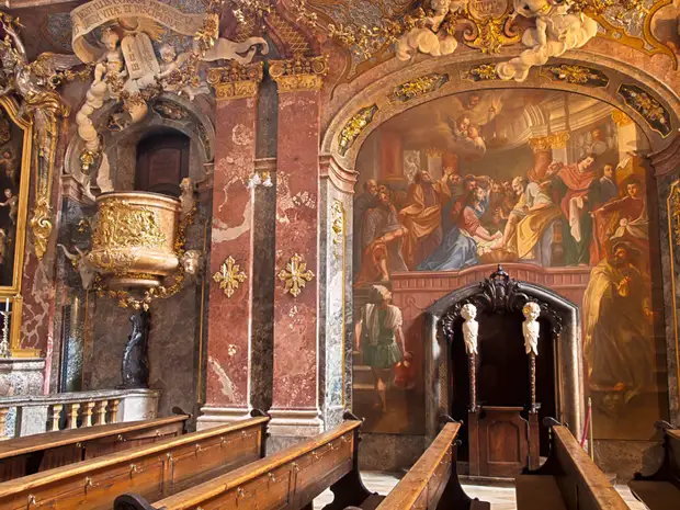 Gereja Azamkirche. Munich, Jerman.