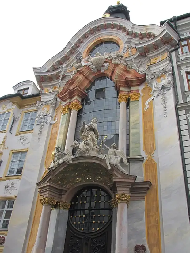 Kostel Azamkirche. Mnichov, Německo.