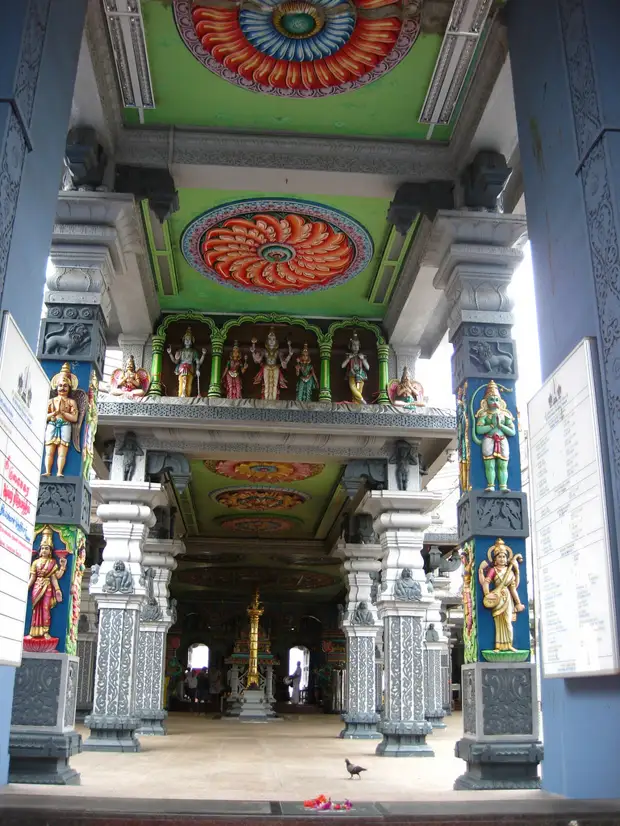 معبد Shri Veeramakaliamman در سنگاپور.