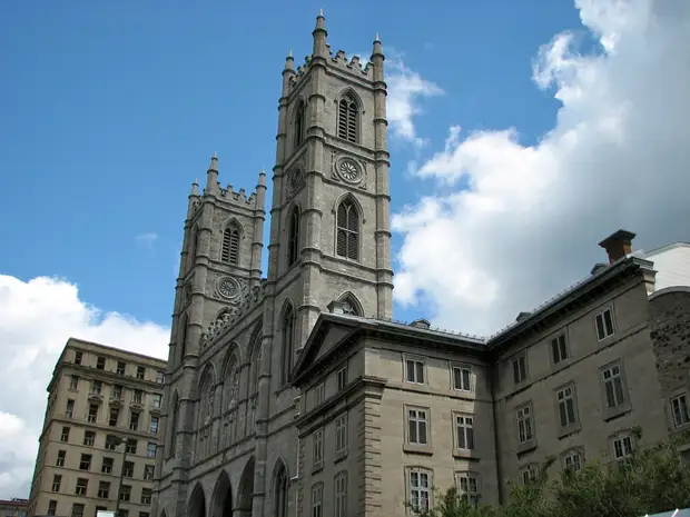 Notre Dame a Montreal.