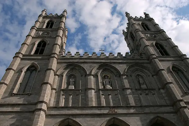 Notre Dame a Montreal.