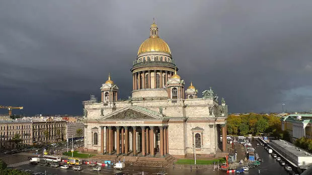 Cathedral na Saint Isaac.