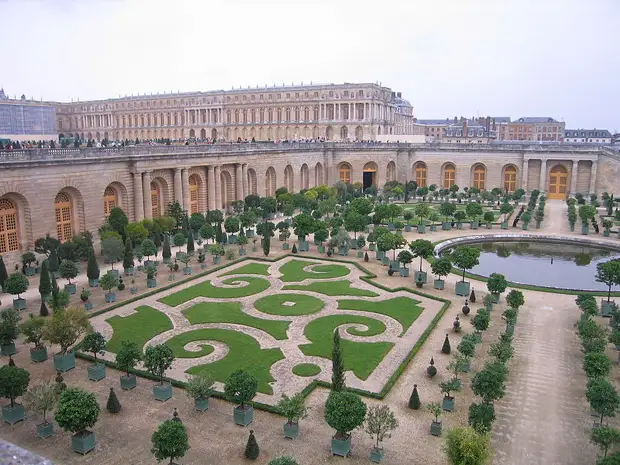 France. Masterpieces of architecture.