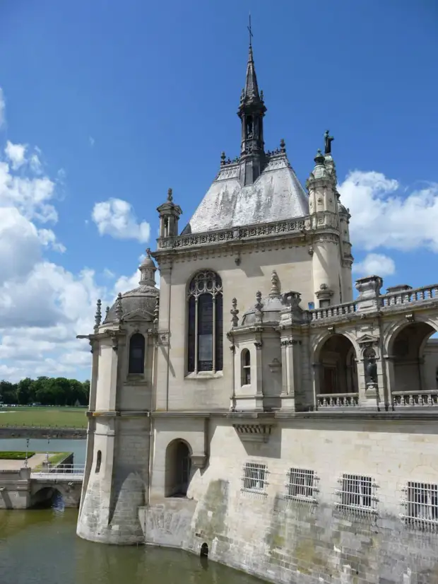 France. Masterpieces of architecture.