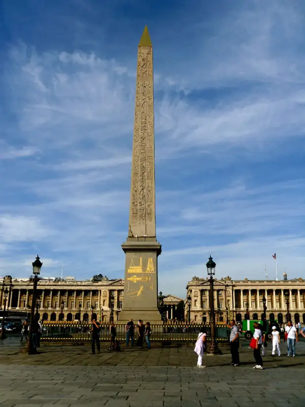 France. Masterpieces of architecture.