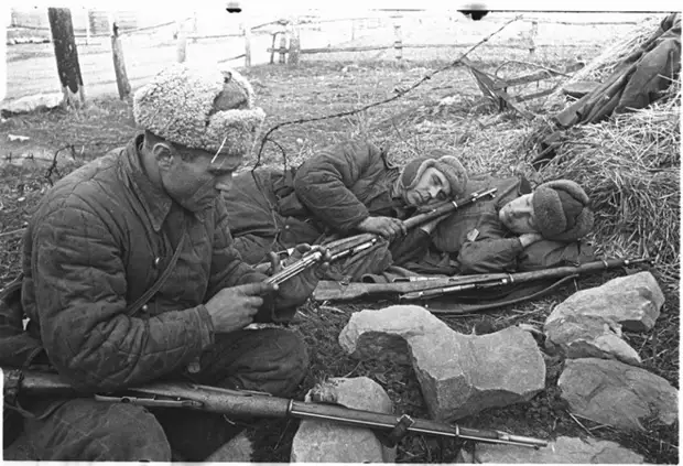 Photographies de l'Armée rouge pendant la Seconde Guerre mondiale 3_010