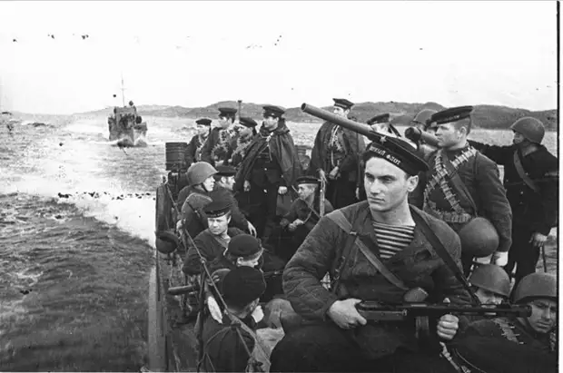 Photographies de l'Armée rouge pendant la Seconde Guerre mondiale 6_007